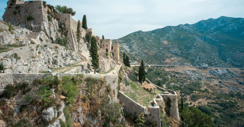 Split: Private tour to Klis Fortress and Vranjaa cave - The Sum Up