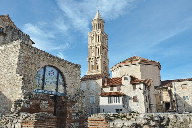 Split Private Walking Tour for Families with kids from 5-17 years - FAQ