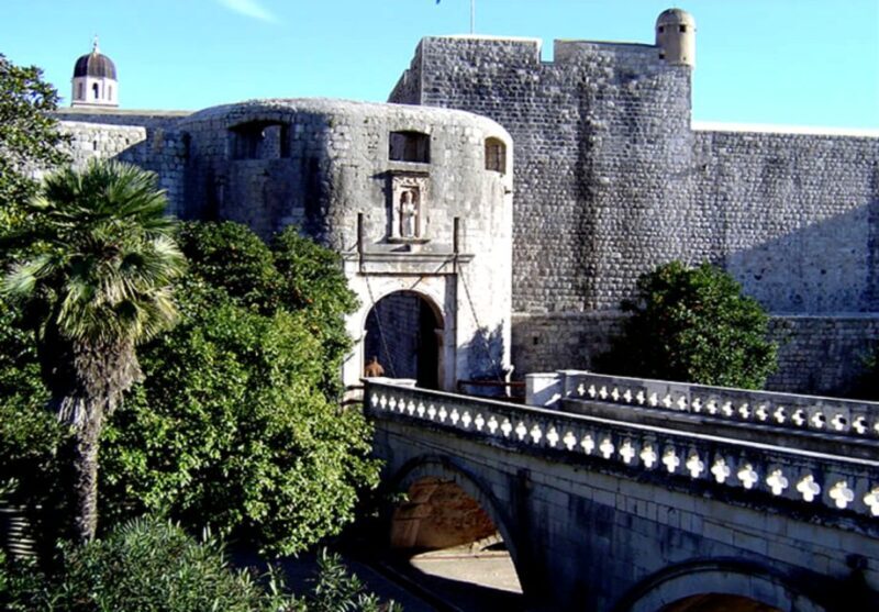 Split & Trogir: Tour to Dubrovnik & Ston with Oyster Tasting - How the Tour Starts and Ends