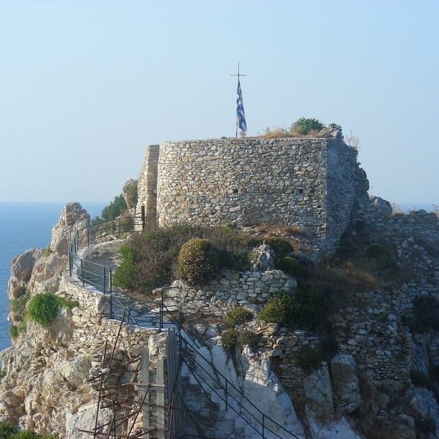 Sporades Islands: Private boat cruise in the Sporades - Key Points