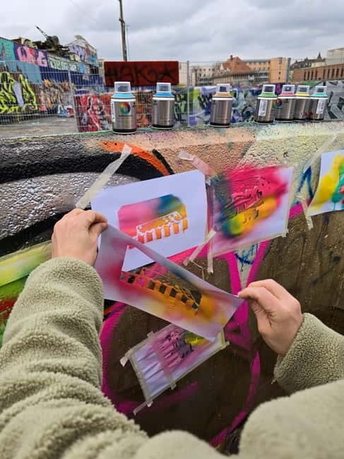 Spray your postcards of cool Munich! - Practical Details and Value