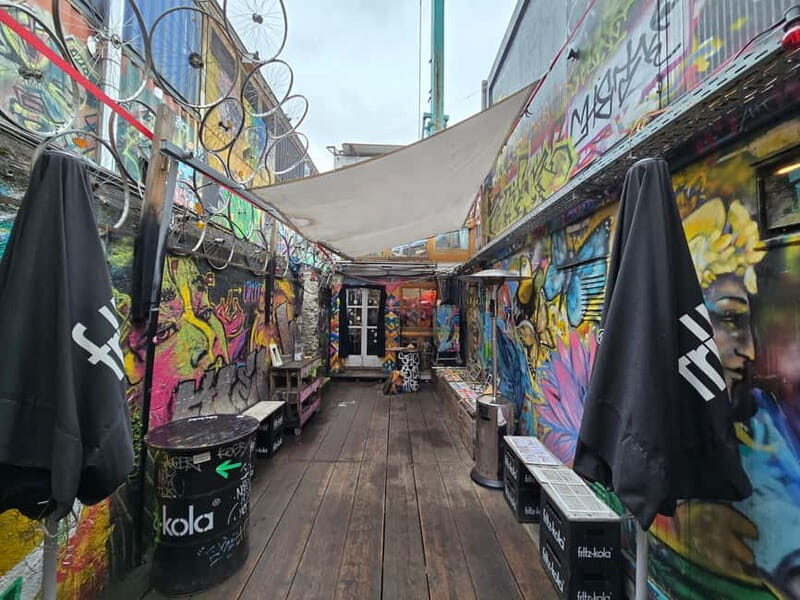 Spray your postcards of cool Munich! - Authentic Reviews and What They Highlight