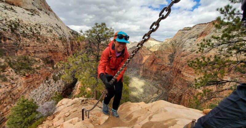 Springdale: Angels Landing Summit Guided Hike with Permit - What to Expect During the Hike