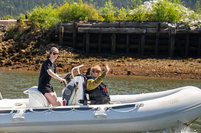 Squamish Rigid Hull Inflatable Boat Rental - FAQs