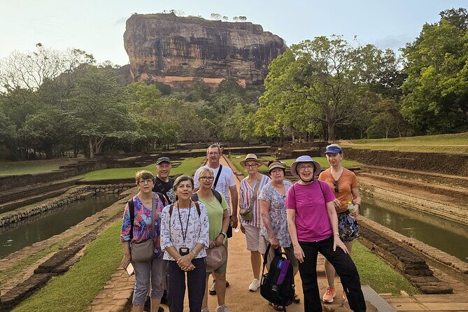 Sri Lanka 10 Day Guided Tour with Meals and Transfers - Key Points