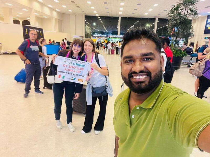 Sri Lanka: 8-Day Round Tour from Katunayake Airport - Starting Point: Easy Airport Arrival and Pickup