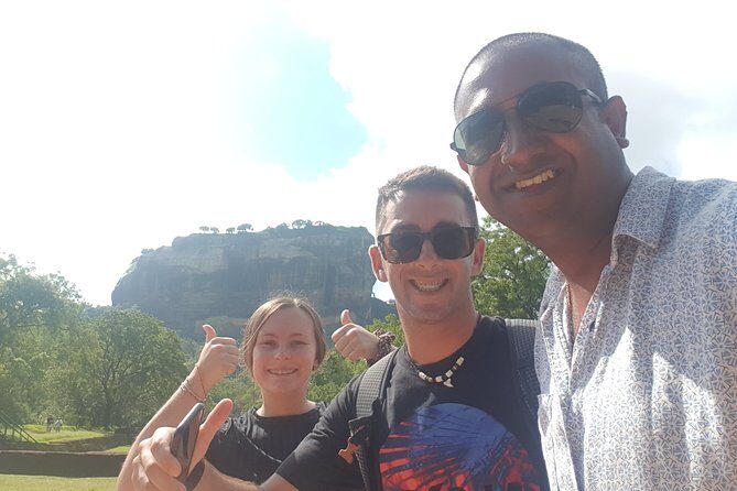 Sri Lanka Airport (BIA CMB) to Ella Pickup And Drop|Private Transfer - Key Points