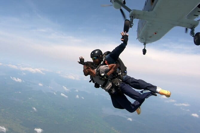 Sri Lanka: All Inclusive Skydiving Experience From 13500 FT - The Value Proposition