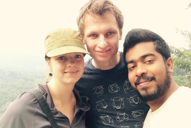 Sri Lanka classic tour 8 Days with private driver,vehicle and H/B accommodations - FAQs