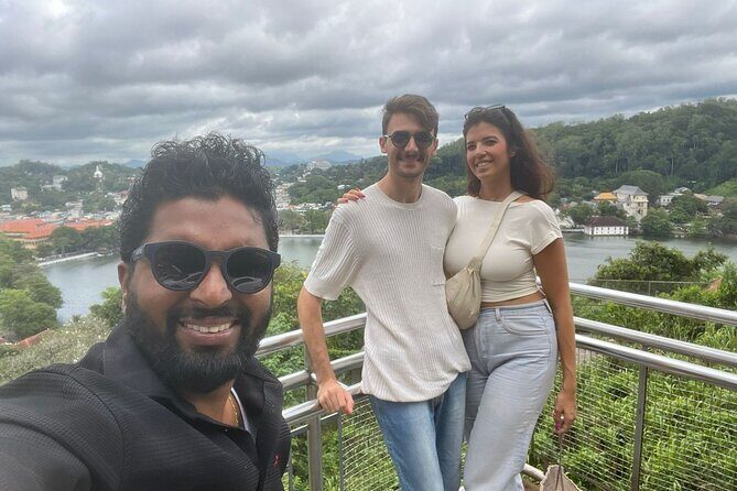 Sri Lanka in 10 Days Culture Wildlife and Beaches - Key Points