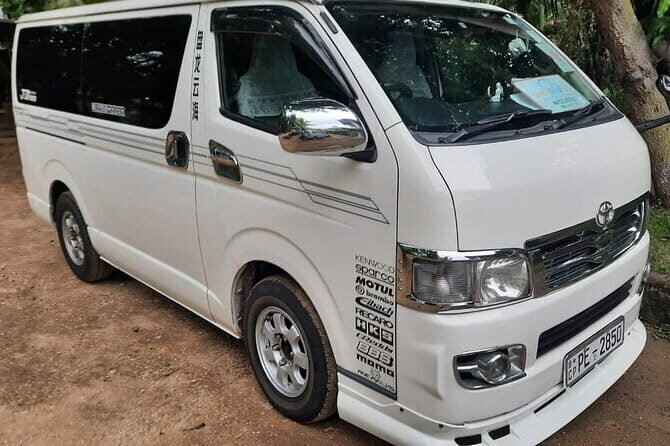 Sri Lanka Round Tour with English Speaking Driver Guide and Car - Key Points