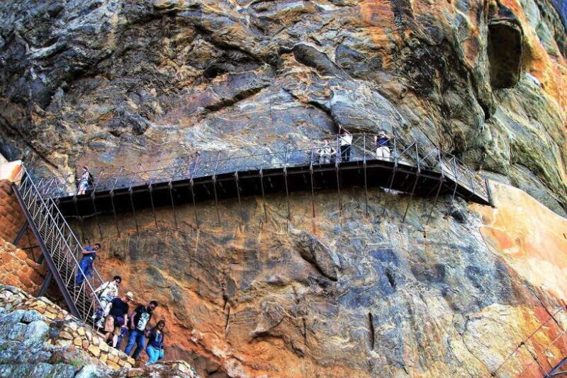 Sri Lanka: Sigiriya, Dambulla, and Minneriya Private Tour - Practical Details and Considerations