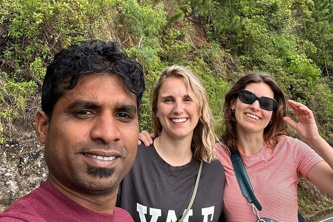 Sri Lanka tour 8 Days with a private driver, hotels, and vehicle - FAQs