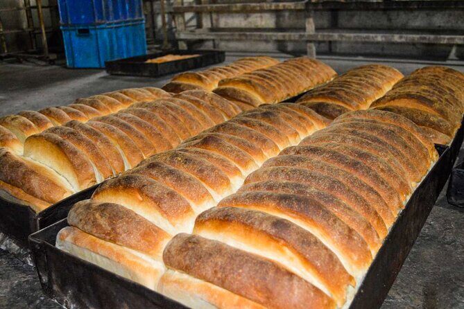 Sri Lankan Traditional Bakery Experience from Panadura - The Sum Up