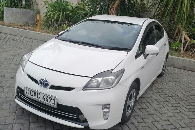 Srilanka taxi service Airport (BIA)to pick up and drop hotel - Who Should Consider This Service?
