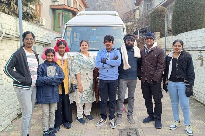 Srinagar Airport to Dal Lake Taxi Service - Why Travelers Are Happy with This Service