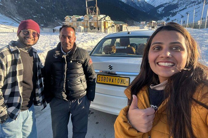 Srinagar Airport to Dal Lake Taxi Service - What Makes This Service Stand Out?