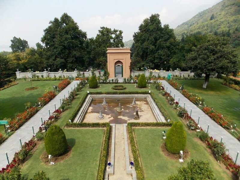 SRINAGAR THE TREASURE OF GARDENS - The Sum Up