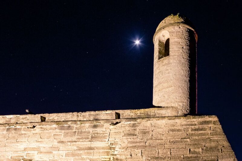 St. Augustine, FL: Everdark Express Shadow Shuttle Tour - An Engaging Look at Haunted St. Augustine