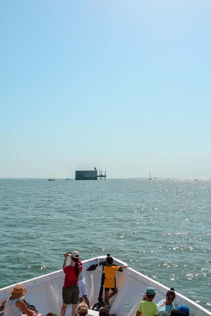 St-Denis-d'Oléron: guided tour of Fort Boyard - Returning with Memories and Photos