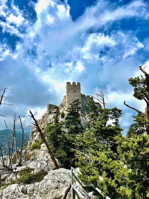 St. Hilarion Castle and Bellapais ruines- with private guide - An Authentic Journey into Cyprus’s Medieval Past