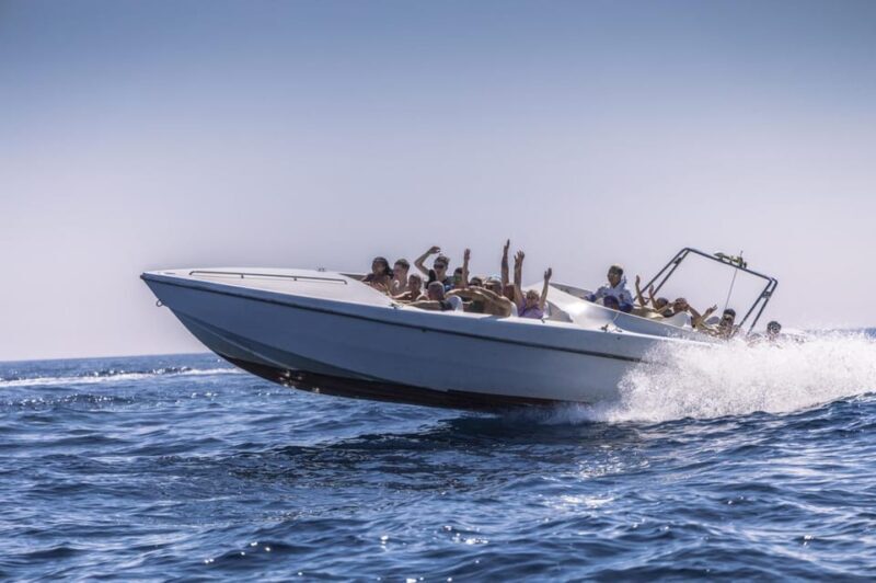 St Julian's: Powerboat Comino Blue Lagoon - The Caves and Return Journey