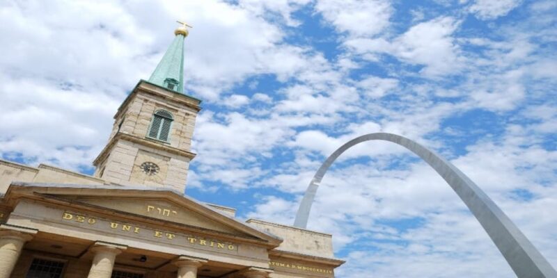 St. Louis Arch - Walking Tour and Entrance Ticket - The Basilica of Saint Louis, King of France