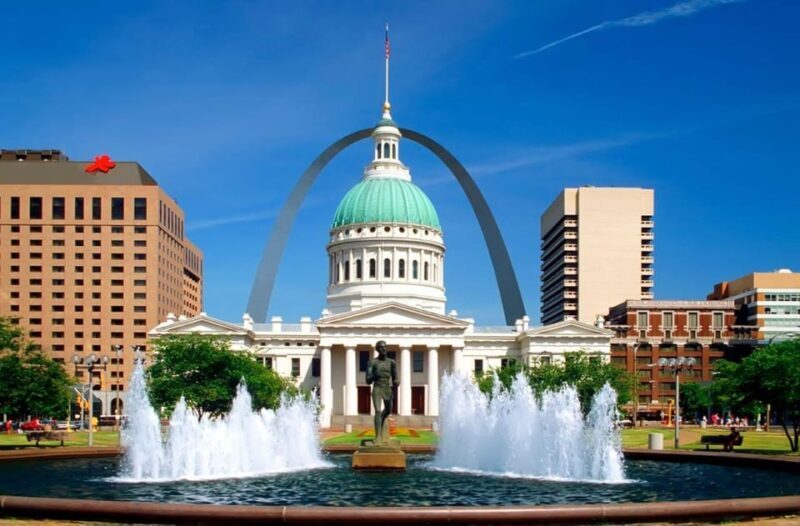 St. Louis Arch - Walking Tour and Entrance Ticket - Mississippi River Viewpoint