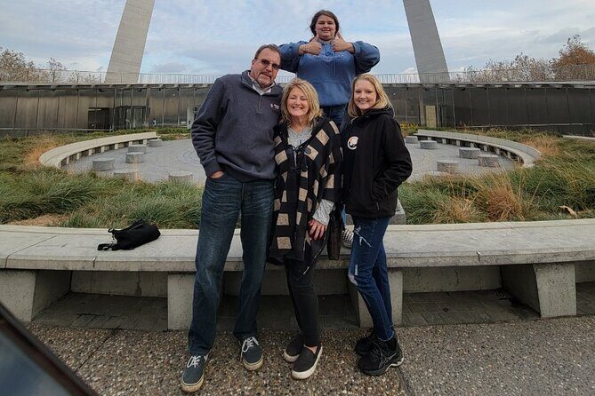 St. Louis Scavenger Hunt Walking Activity - Who Would Enjoy This Tour?