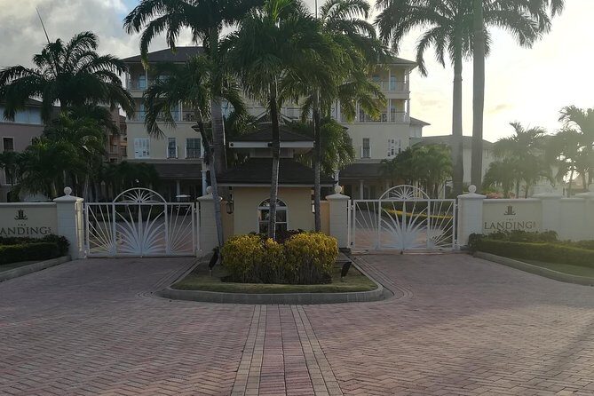 St Lucia Airport Transfer to The Landings - Hewanorra (UVF) & GFL Airport (SLU) - Final Thoughts: Who Is This Service For?