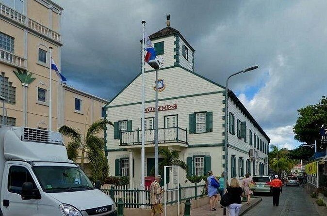 St.Maarten / St.Martin Private Tour - Authentic Experiences and Highlights