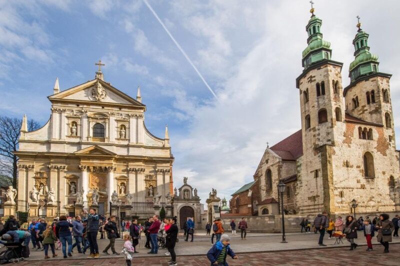 St. Mary's Basilica and more - a short walk with a guide - Authentic Experiences and Traveler Feedback
