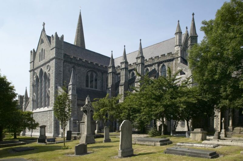 St Patrick's Cathedral: Self-Guided Cathedral Admission - The Practical Side: Accessibility, Price, and Crowds