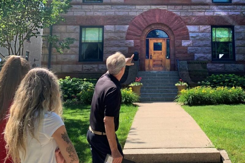 St. Paul: Private Walking Tour Summit Ave Victorian Homes - Introduction