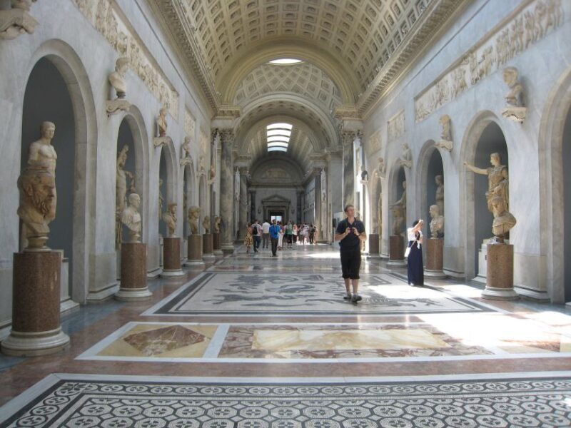 St. Peters Basilica: Early Access & Dome Climb Tour - Key Points