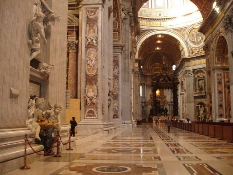 St Peter's Basilica tour with Dome and Crypts - An Immersive Journey into Saint Peters Basilica