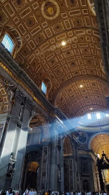 St. Peter's: Tour inside the Basilica by golf cart - FAQs