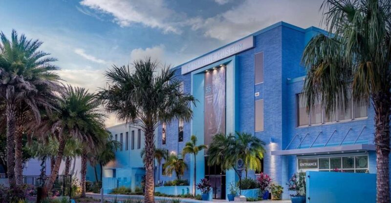 St. Petersburg, FL: Imagine Museum Admission Ticket - An In-Depth Look at the Imagine Museum in St. Petersburg