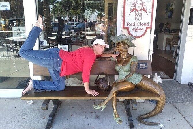 St. Petersburg Scavenger Hunt Walking Activity - A Closer Look at the Experience