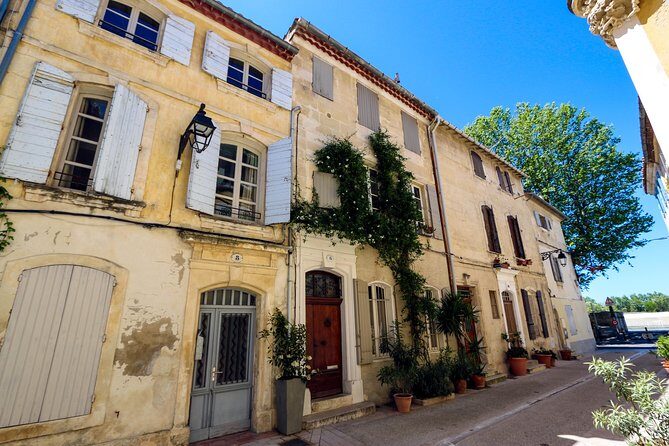 St Rémy de Provence & Arles Julius Caesar to Vincent Van Gogh - Frequently Asked Questions