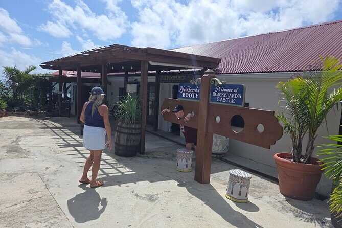 St Thomas - Jeep Tour Customized Itinerary 6.5hrs - Who Should Consider This Tour?