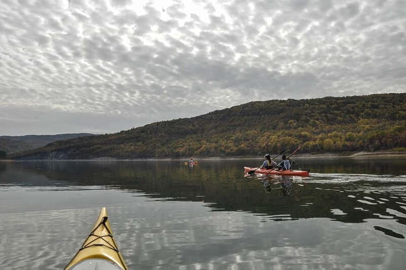 Stamboliski dam lake kayaking day tour - Who Should Consider This Tour?