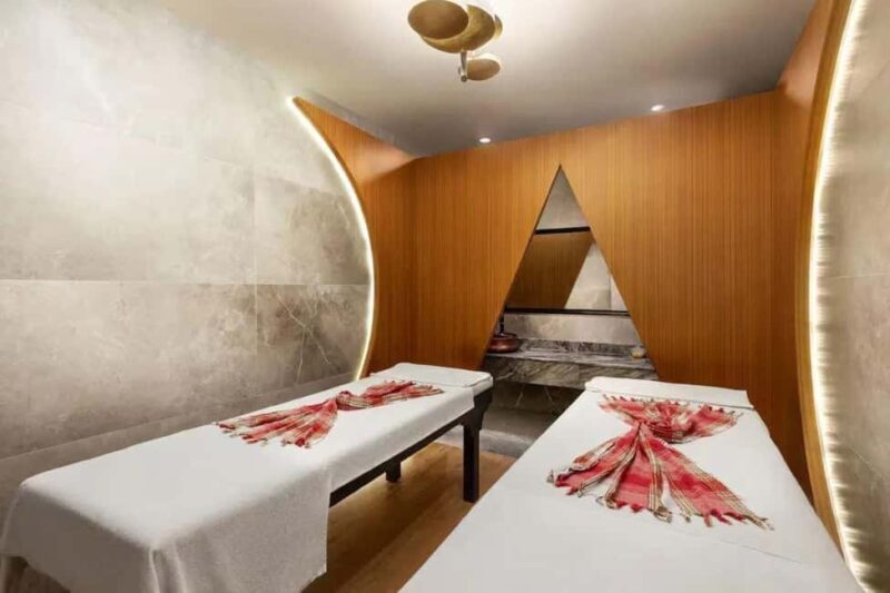 stanbul: Authentic Pera Turkish Bath & Luxury Massage Spa - Key Points