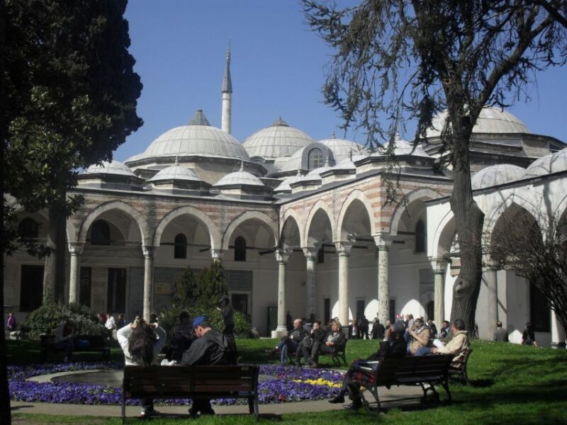 stanbul: Full-Day Tour with Grand Bazaar - Who This Tour Is Best For