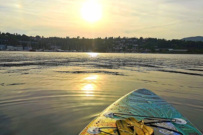Stand up paddleboard adventure in Leangbukta - Exploring the Waters of Oslo: A Review of the Stand-Up Paddleboard Adventure in Leangbukta
