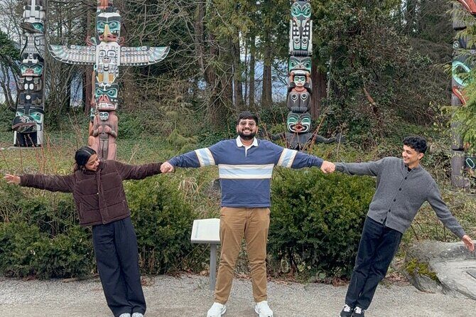 Stanley Park Tour:VIP CarSmall Group,Affordable,Valuable,Comfort - Key Points