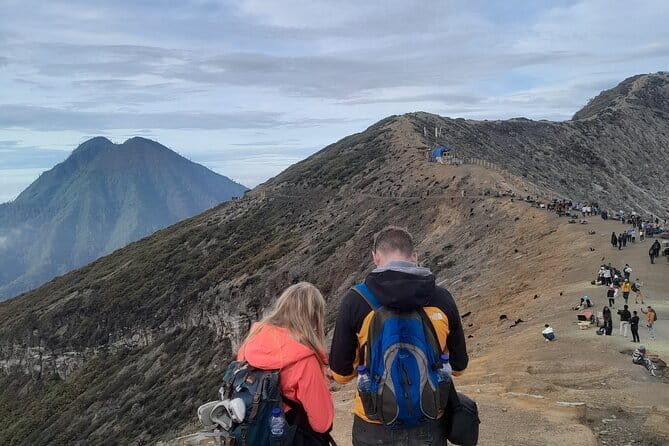 Start From Banyuwangi Mount Ijen Midnight Shared Guided Tour - The Itinerary in Detail