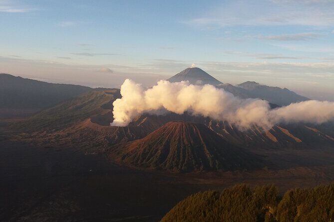Start From Surabaya: Mount Bromo Sunrise Shared Guided Tour - The Highlight: Watching the Sunrise from Mount Pananjakan
