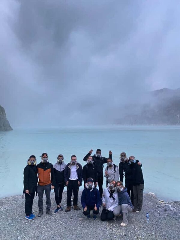 Start: Malang! Tumpak Sewu, Bromo, Ijen 3-Day Tour - Transportation and Group Dynamics