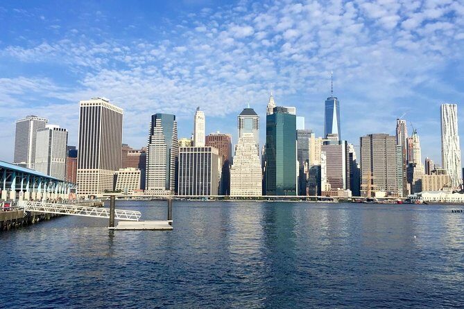 Statue of Liberty and Manhattan Skyline Sightseeing Cruise - What the Experience Looks Like